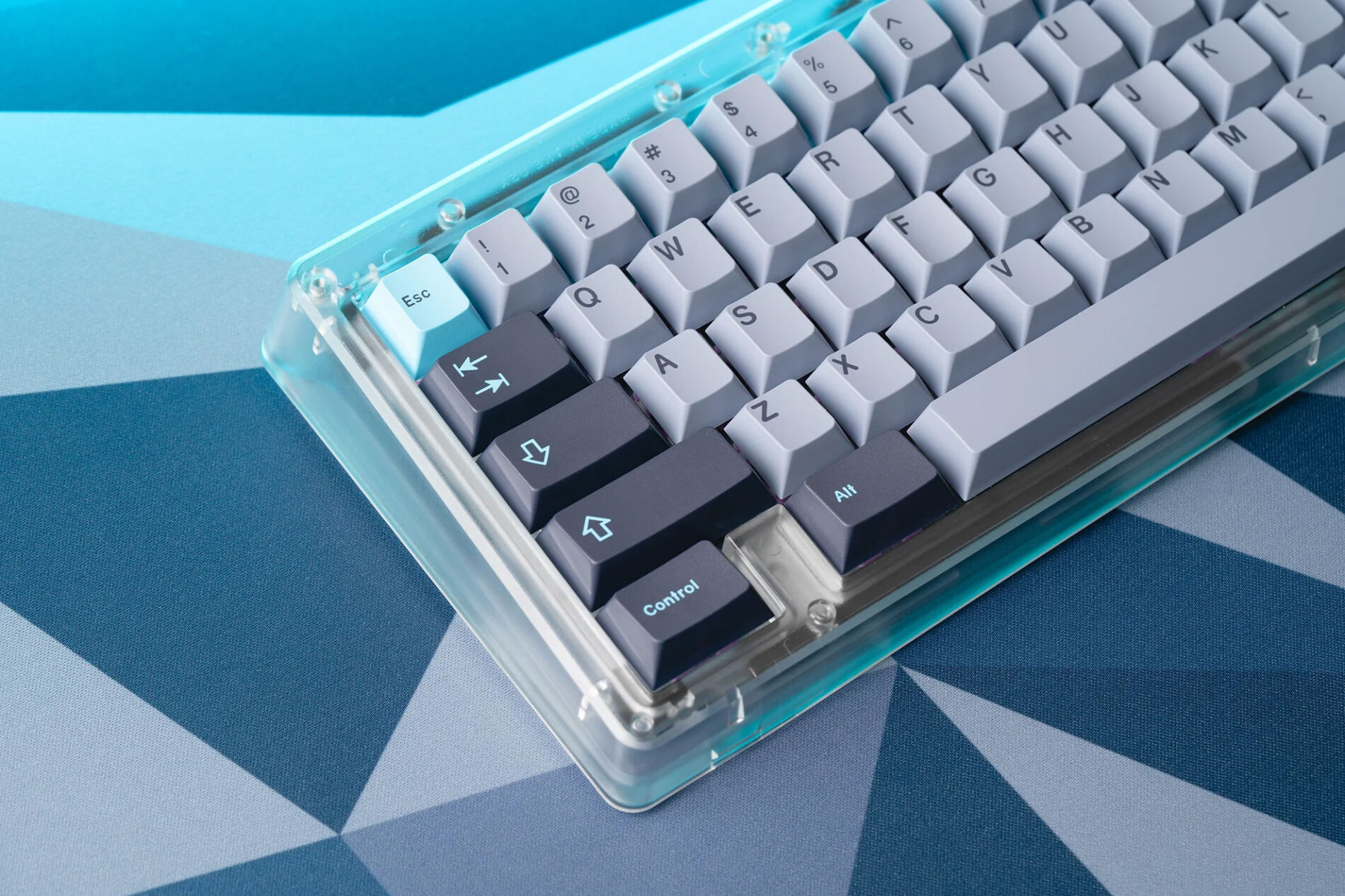 GMK 8008 2 Keycaps