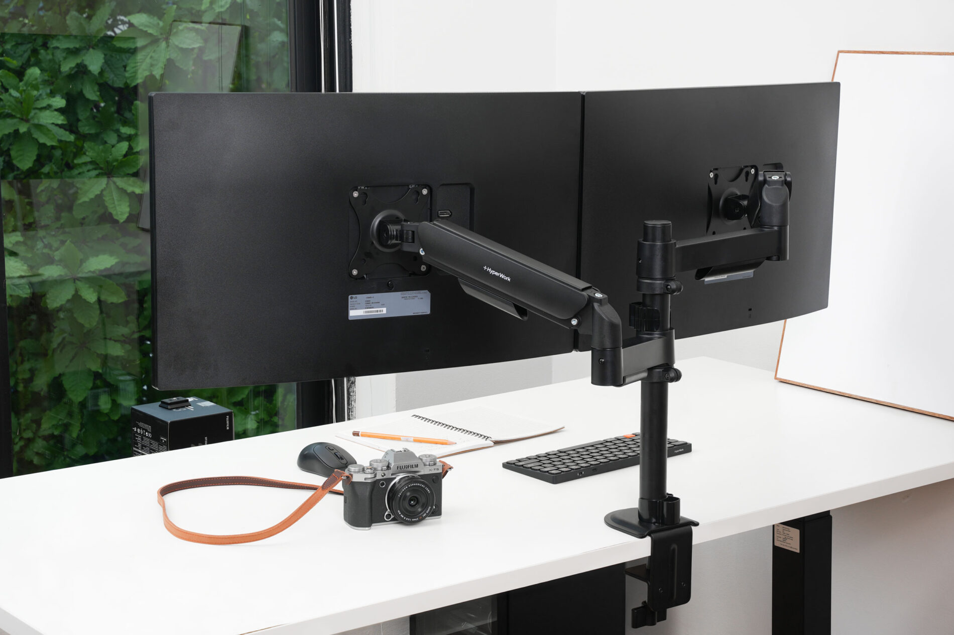 Giá đỡ màn hình đôi HyperWork P1 Dual 2025 - DPA0125